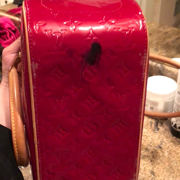 Louis Vuitton | Bags | Authentic Red Monogram Louis Vuitton Purse ...